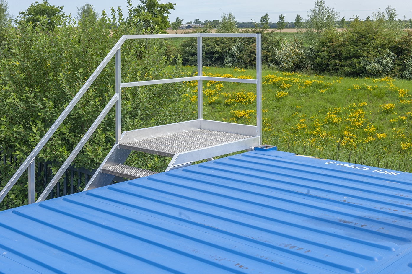 Containertrap voor bouwkeet of opslagcontainers