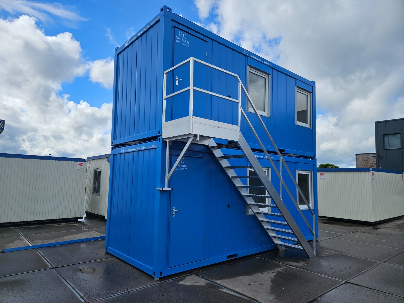 Containertrap voor bouwkeet of opslagcontainers